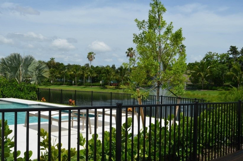 Prepare for a Sunny Summer – Best Fence & Rail of Florida